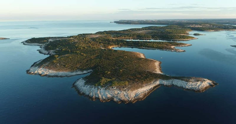 Kamenjak: Private Boat Tour with Food and Drink - Who Should Consider This Tour?