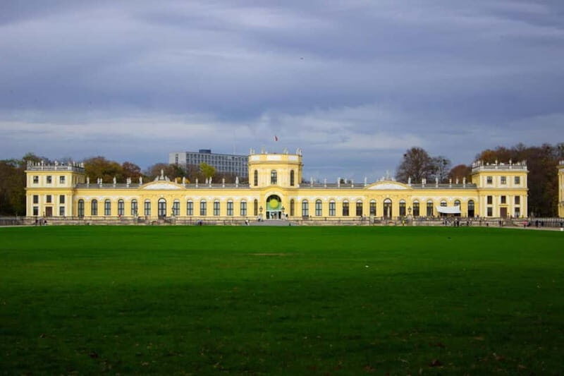 Kassel: Express Walk with a Local in 60 minutes - Authentic Insights from the Guides