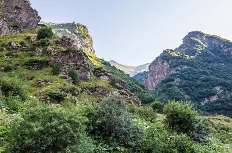 Kazbegi Peaks and Valleys: A Journey Through Natural Wonders - Visiting the Monastery: Guided Tour (30 minutes)