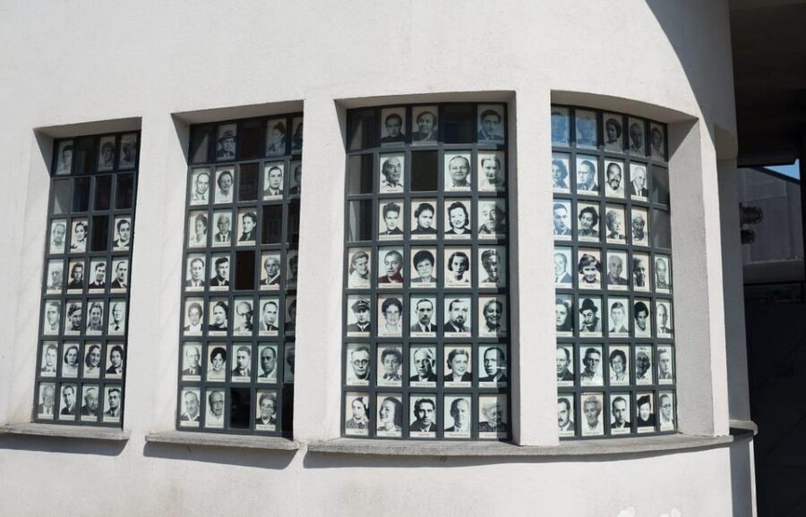 Kazimierz Jewish Quarter Tour & Schindler's Factory Guided - The Power of Schindler’s Factory
