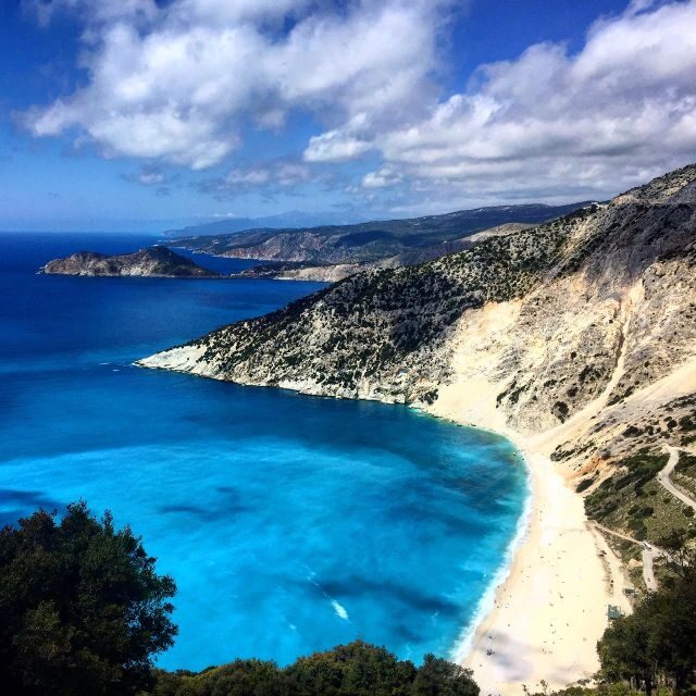 Kefalonia: Melissani Lake, Drogarati Cave, & Myrtos Day Trip - Why This Tour Stands Out