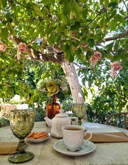 Kefalonia Tastes: Stroll Argostoli, Wine & Olive oil tasting - Visiting the Olive Oil Factory: An Aromatic Journey