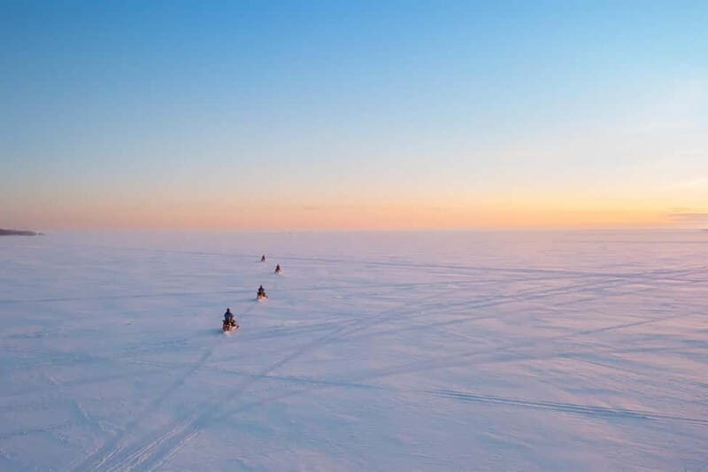 Kemi-Tornio: Sunrise snowmobile safari - Starting Your Arctic Morning: What to Expect