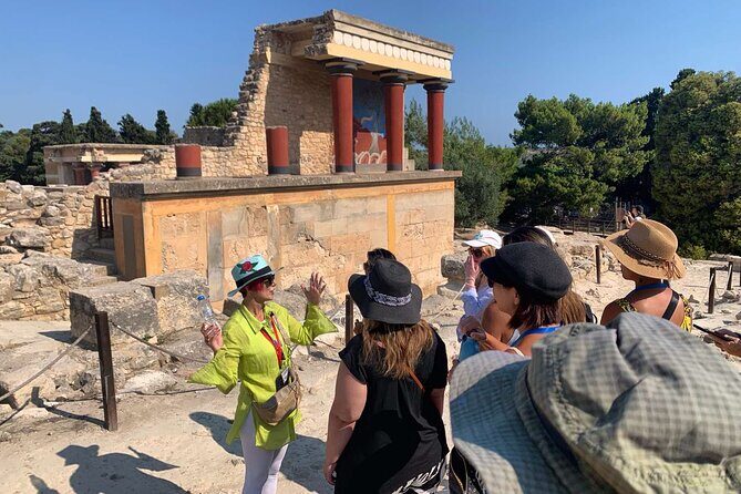 KNOSSOS PALACE private tour ( with Transfer from Heraklion Prefecture ) - The Itinerary: A Closer Look