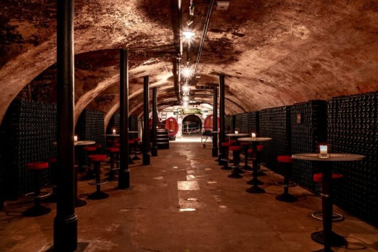 KO Wein- & Sektgeschichten incl. Verkostung - Descending into the Sparkling Wine Museum’s Cellar