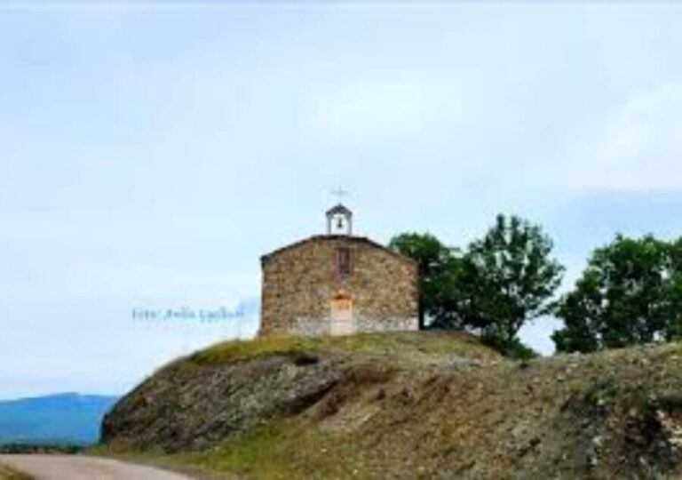 Kolonja Day Tour with Breakfast and Dinner - Introduction to the Experience