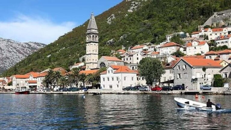 Kotor: Private Bay Cruise and Guided Sightseeing Tour - Exploring the Itinerary in Detail