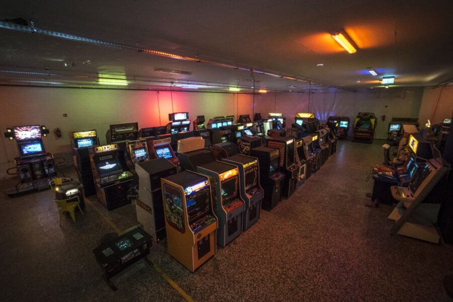 Krakow Arcade Museum Entrance Ticket With Free Play - How the Experience Is Structured