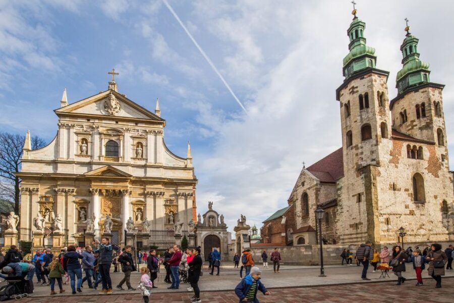 Krakow: City Sightseeing Tour by Electric Golf Cart - The Itinerary in Detail