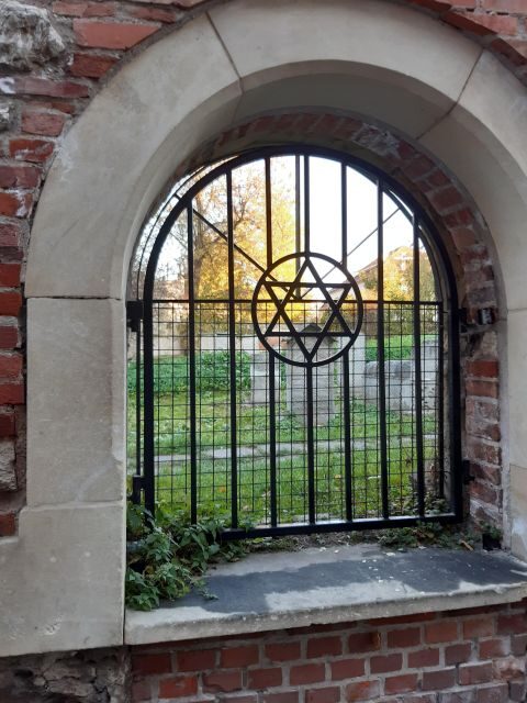 Krakow: Full Tour Regular 1.5h guided city tour by E-Cart - The Experience in Practice: What You Will Feel