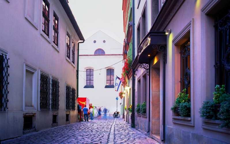 Krakow: Jewish Quarter and Former Ghetto Tour by Golf Cart - What Makes Each Stop Special