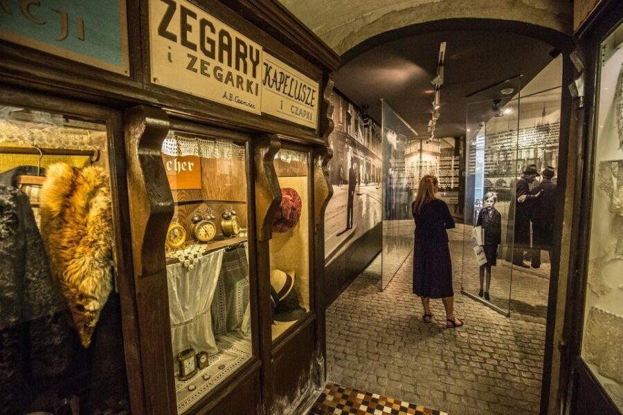 Kraków: Oskar Schindler's Factory Tour and Admission Ticket - Discovering Oskar Schindler’s Factory