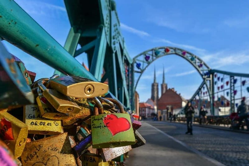 Krakow Private Day Trip to Wroclaw with Transport and Guide - The Experience: What Travelers Say