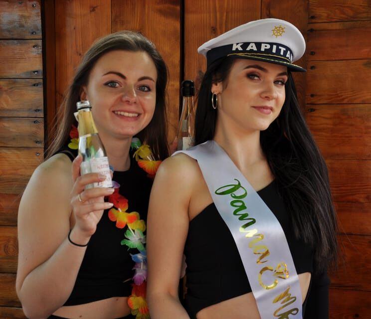 Krakow: Private Gondola Cruise with Delicacies - FAQs