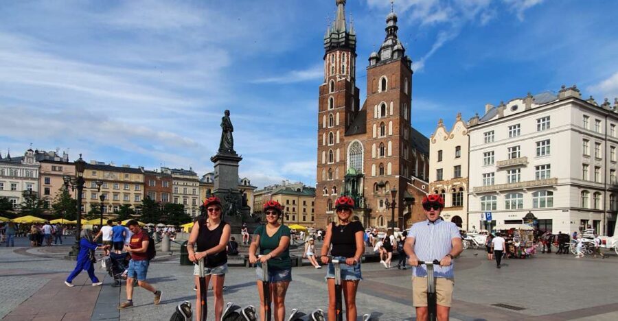 Krakow: Segway Tour of Old Town, Kazimierz & Podgorze - What to Bring and Wear