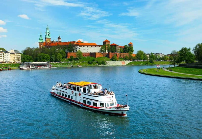 Krakow: Vistula River Sightseeing Cruise with Audio Guide - A Closer Look at the Itinerary and Landmarks
