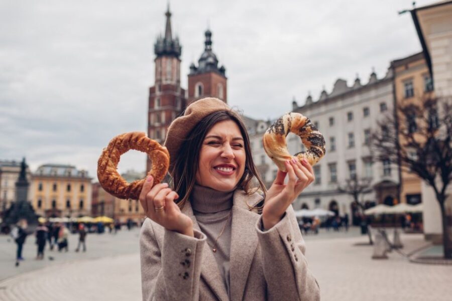 Krakow: Walking Tour and Liqueur Tasting with Local Guide - Visiting the Sights: Why They Matter