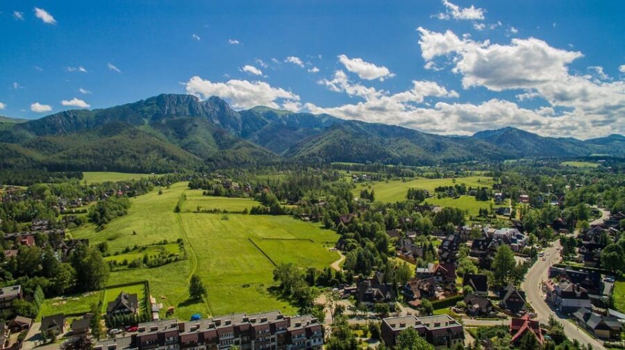 Krakow: Zakopane & Chocholowskie Thermal Bath Full-Day Trip - What makes this tour stand out?