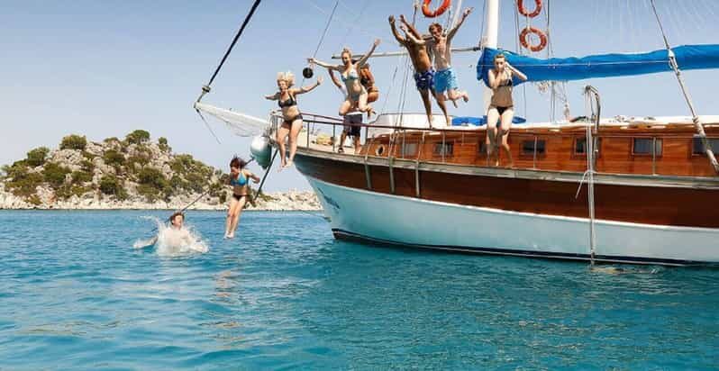 Kusadasi: Full-Day Boat Trip with Lunch - What Travelers Say
