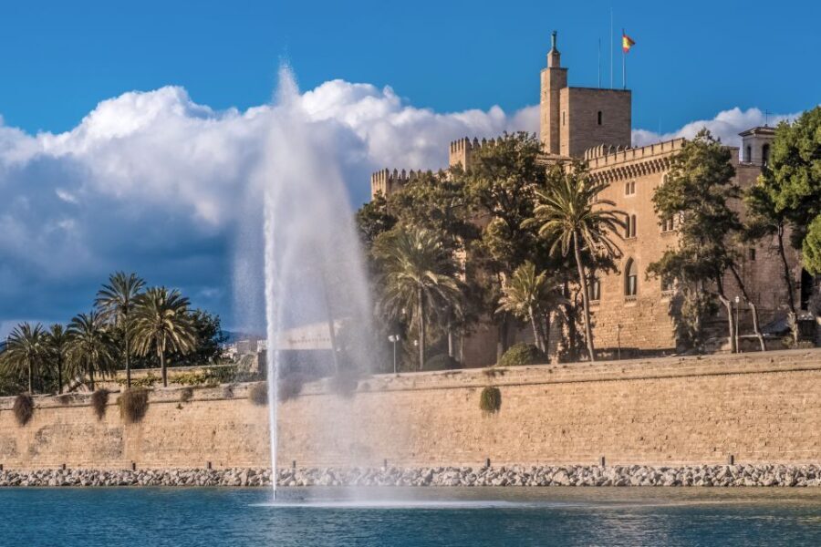 La Almudaina Palace Entry Ticket - Gardens and Views