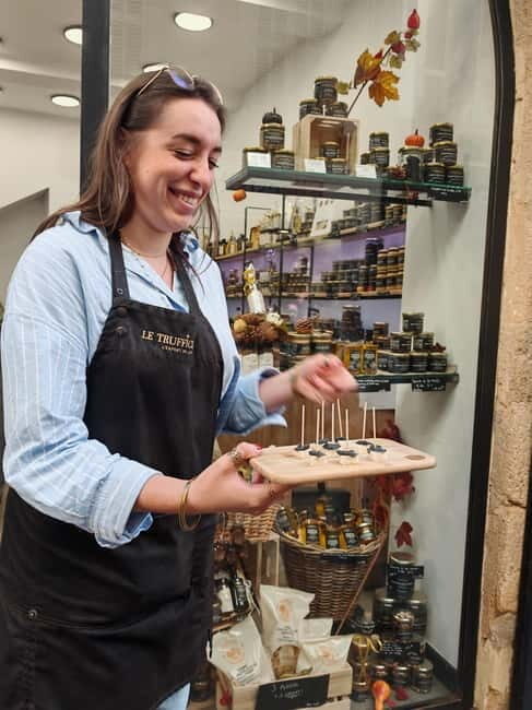 La Balade Gourmande - Explore Aix-en-Provence by night with Thomas - The Itinerary and the Tastings