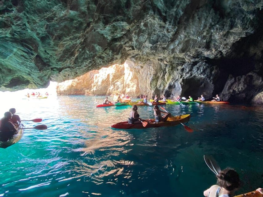 La Herradura: Maro Cliffs Kayak and Snorkeling Tour - Who Should Consider This Tour?