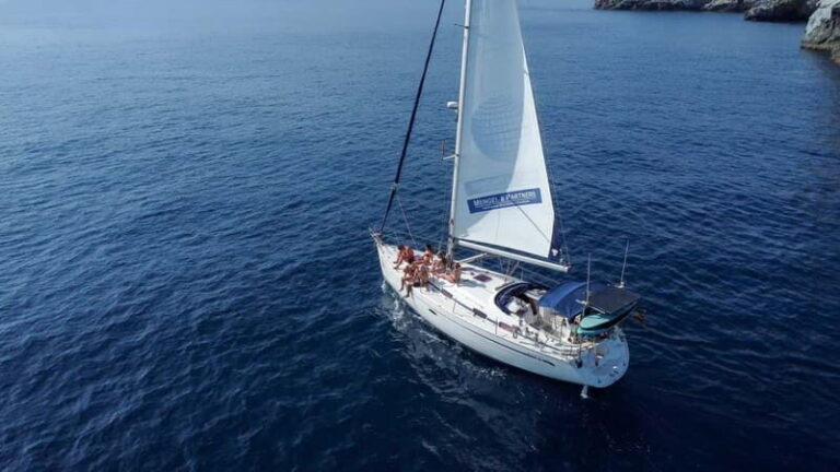 La Herradura: Sailing with a view of dolphins - What’s Included and How It Enhances Your Experience