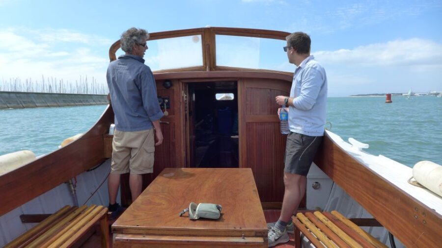 La Rochelle: 1-Hour Boat Tour of the Bay - What It Feels Like on the Water