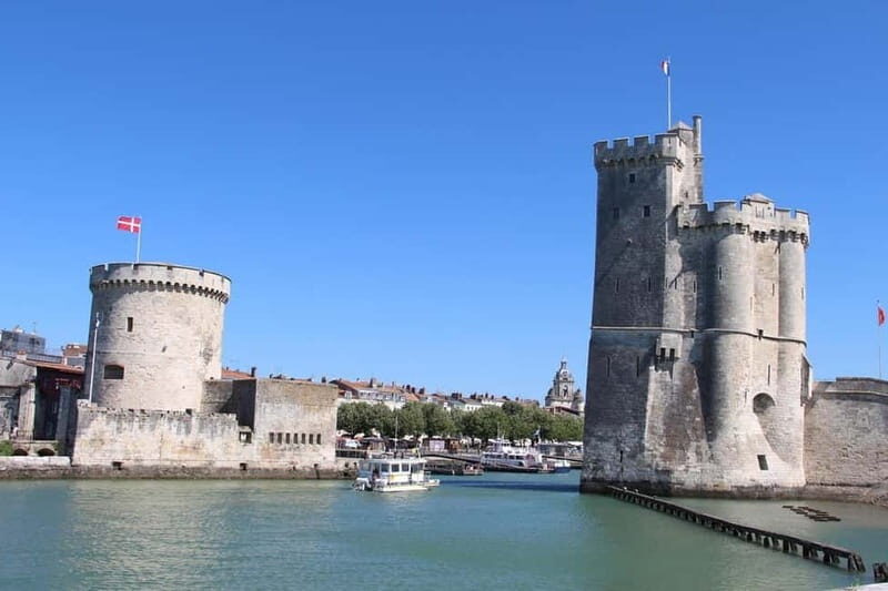 La Rochelle: urban walking tour with commentary by a local guide - Exploring La Rochelle: A Detailed Walkthrough