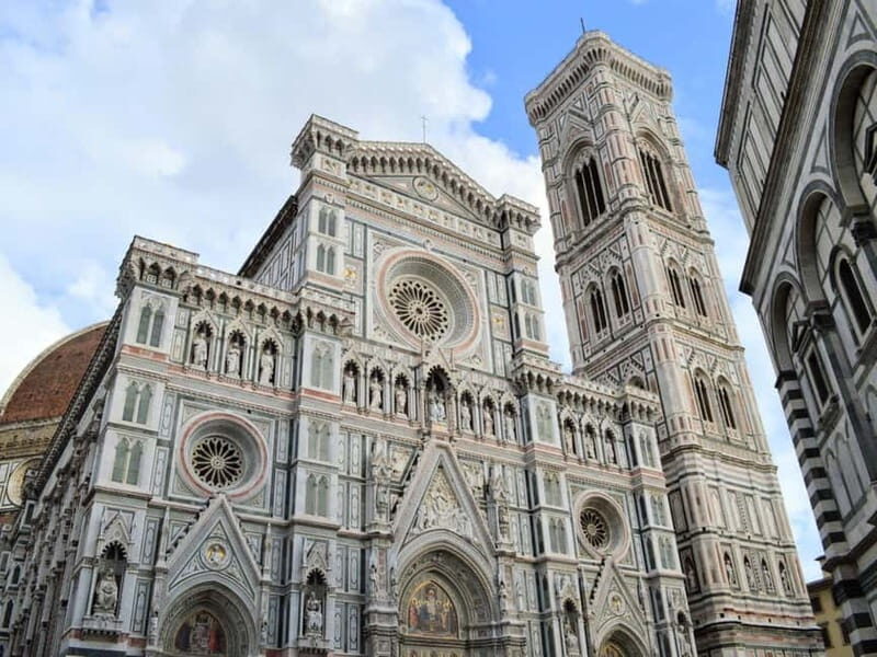 La Spezia: Guided Tour of Florence & Pisa with Bus Transfer - The Scenic Bus Ride through Tuscany