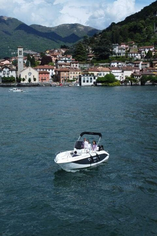 Lake Como: 1 hour boat rental without a license - The Perfect Audience for This Tour