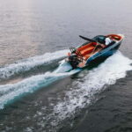 Lake Como: Private Boat Tour with Captain and Drinks - Exploring the Itinerary