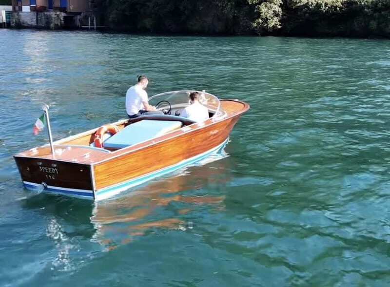 Lake Como: Private Vintage Boat Tour with Prosecco - The Itinerary Breakdown