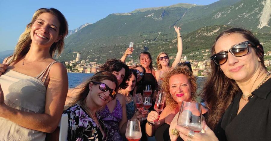 Lake Garda tour with onboard aperitif 4 hours - The Value and Practicalities