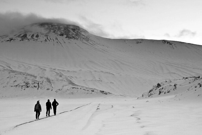Landmannalaugar & SecretGems | Private Tour | PRO Photos included - Discovering Iceland’s Landmannalaugar & Hidden Gems: An In-Depth Look