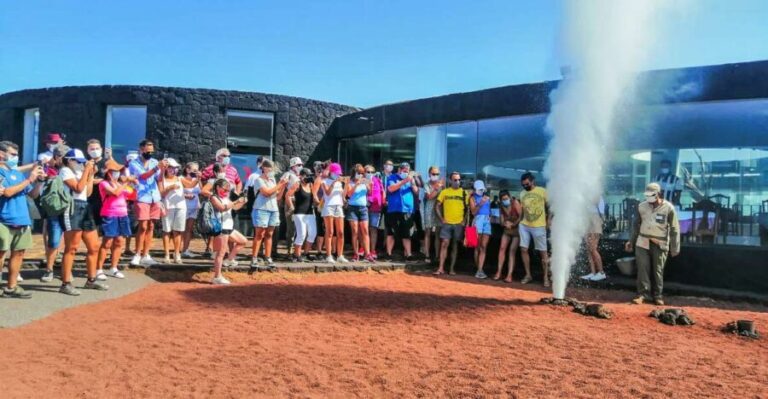 Lanzarote: Full-Day Island Highlights Tour - Transportation and logistics