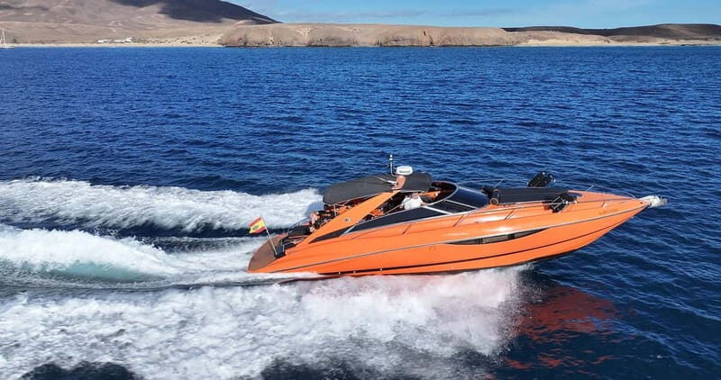 Lanzarote High-Performance Boat: Excursion to Isla de Lobos and Papagayo - The Real Value of This Experience