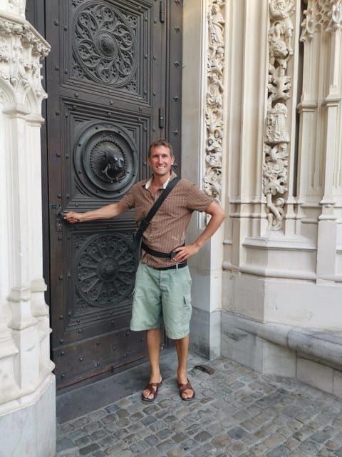 Lausanne: Old Town Guided Walking Tour - Exploring the Heart of Lausanne: Place de la Palud and More