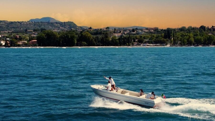 Lazise: Sunset Cruise with Wine aperitif on lake Garda - Who’s This Tour Best For?