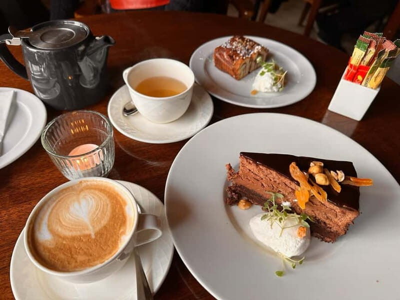 Learn French over a Parisian snack a few steps from the Louvre - How This Tour Fits Into Your Paris Trip