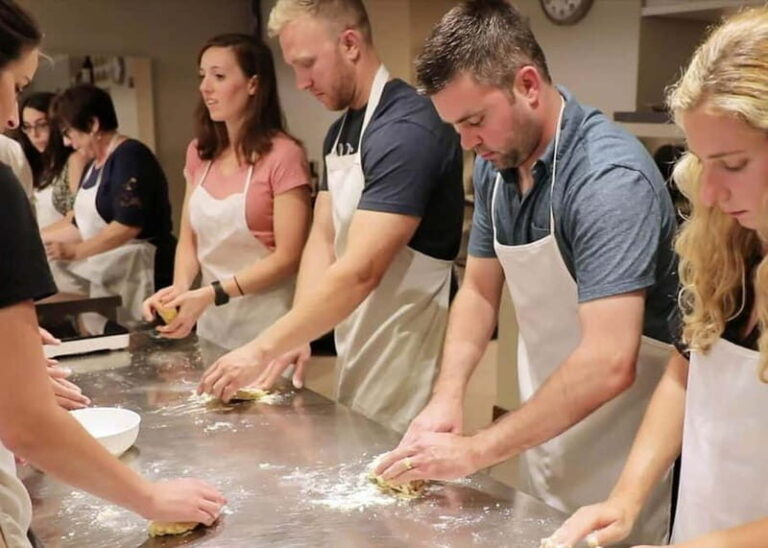 Learn to Make Pasta & Enjoy a Tuscan Meal in Florence - What’s Included — and What’s Not