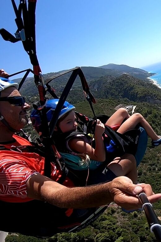 Lefkada paragliding tandem flighs/ Kathisma beach - Whats Included and How It Works