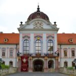 Legacy of Sissi Royal Palace of Godollo Tour with Cake and Coffee - Practical Tips for Travelers
