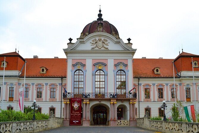 Legacy of Sissi Royal Palace of Godollo Tour with Cake and Coffee - Practical Tips for Travelers