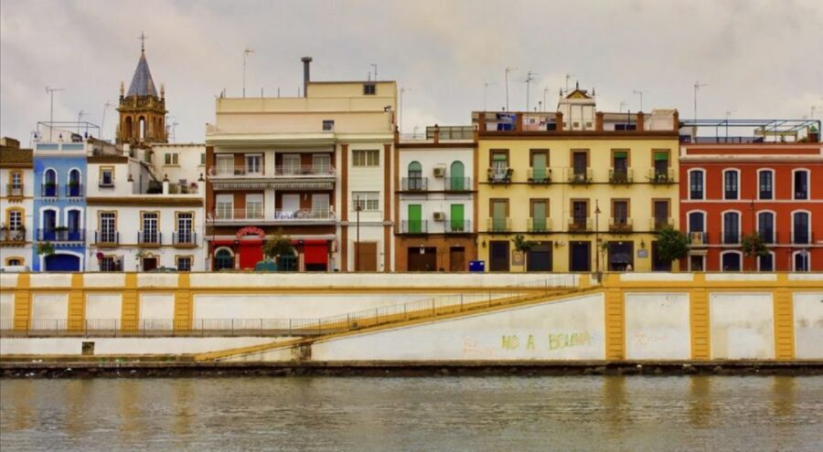 Legends of Triana Walking Tour in Spanish - Authentic Stories and Guides