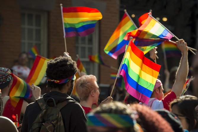 LGBTQ+ Berlin: Private Walking or Car Tour - Key Points