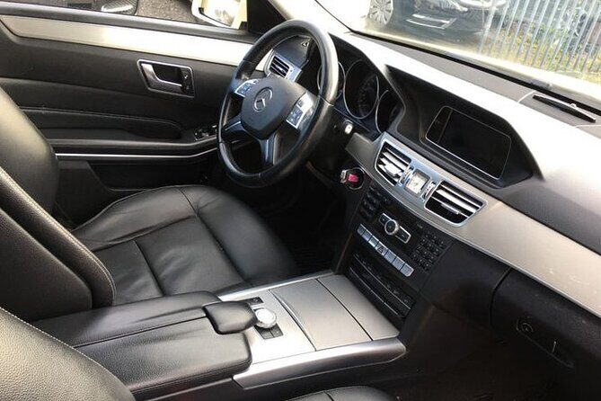 Limousine Service from Athens Airport to Plaka, Monastiraki - What You Get for the Price