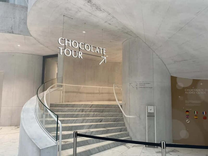 Lindt Home of Chocolate & Lake Zurich Boat tour - What Makes This Tour Stand Out?