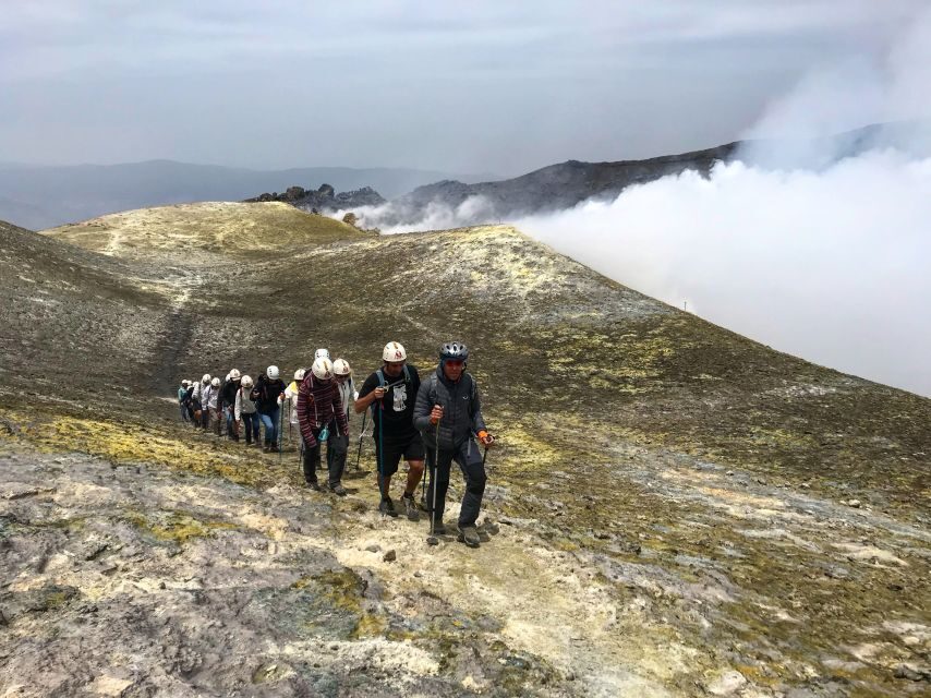 Linguaglossa: Mt Etna Summit Crater Hike with Optional 4x4 - Getting Up Close: Crater Rim and Valle del Bove