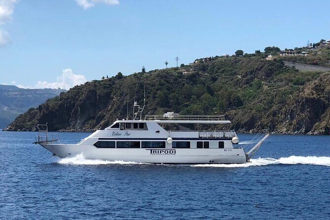LIPARI PANAREA AND STROMBOLI BY NIGHT excursion - Who Is This Tour Best For?
